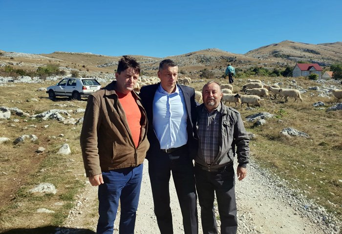 Nešić ozvaničio početak radova na sanaciji puta od Gacka do Plužina ...