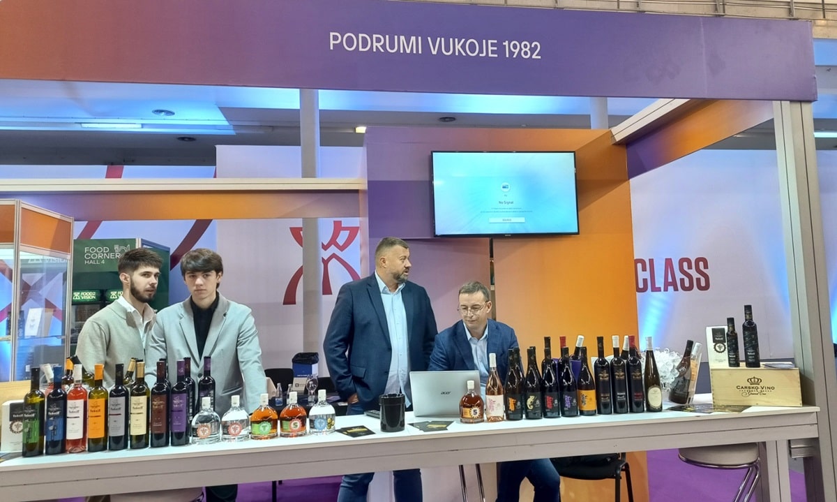 Na „Vinskoj viziji Otvorenog Balkana“ i vinarije iz Trebinja | Trebinje ...